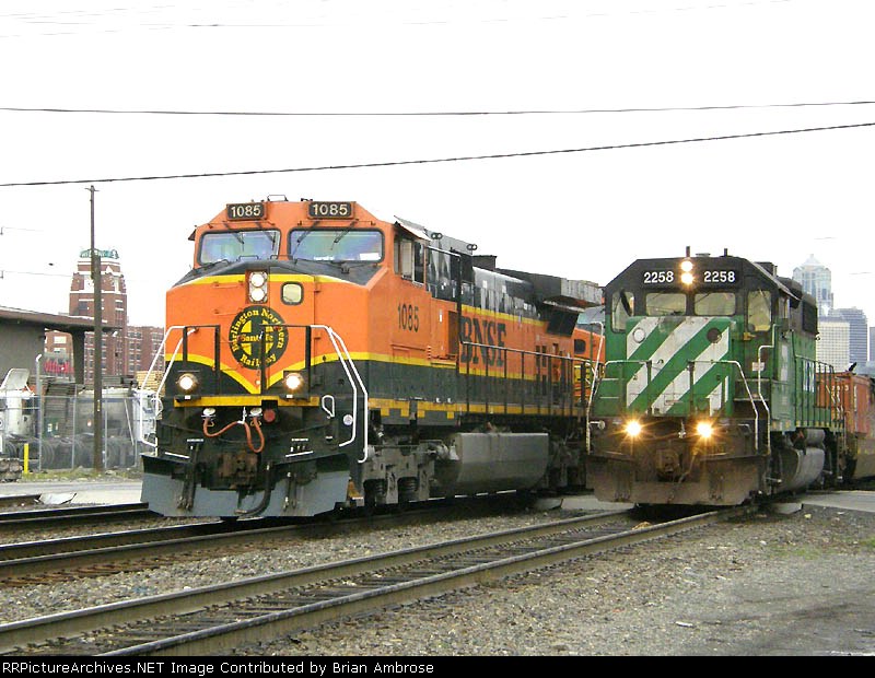 BNSF 1085 South